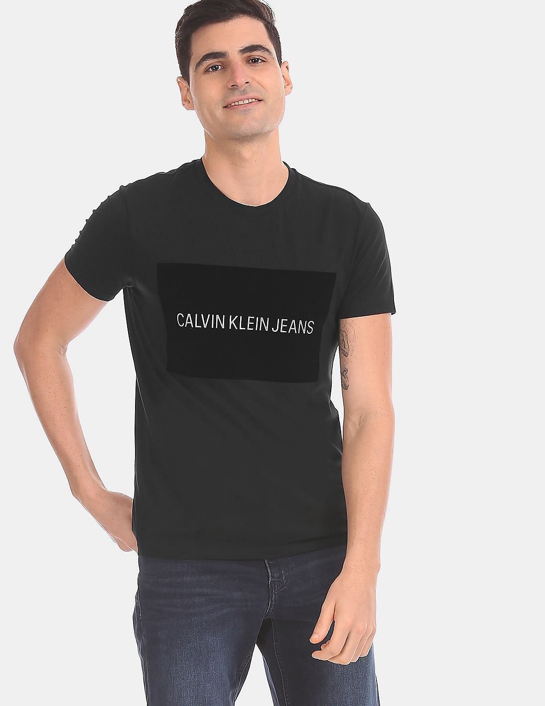 Buy Calvin Klein Men Black Slim Fit Institutional Flock Logo T Shirt